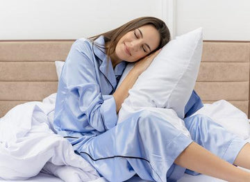 Sleep better with a silk and tanboocell (bamboo) pillow – Maison de la soie
